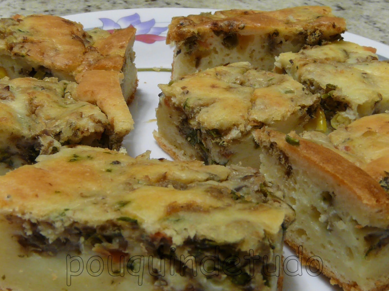 Pouquindetudo: Torta Salgada de Sardinha