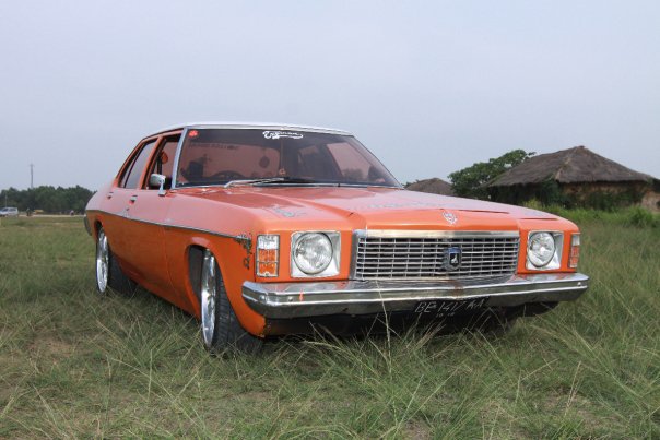 jjc production&net: JUAL BELI mobil HOLDEN,mobil Classic