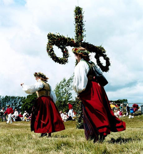 Un Momento Nordico: Midsummer in Sweden