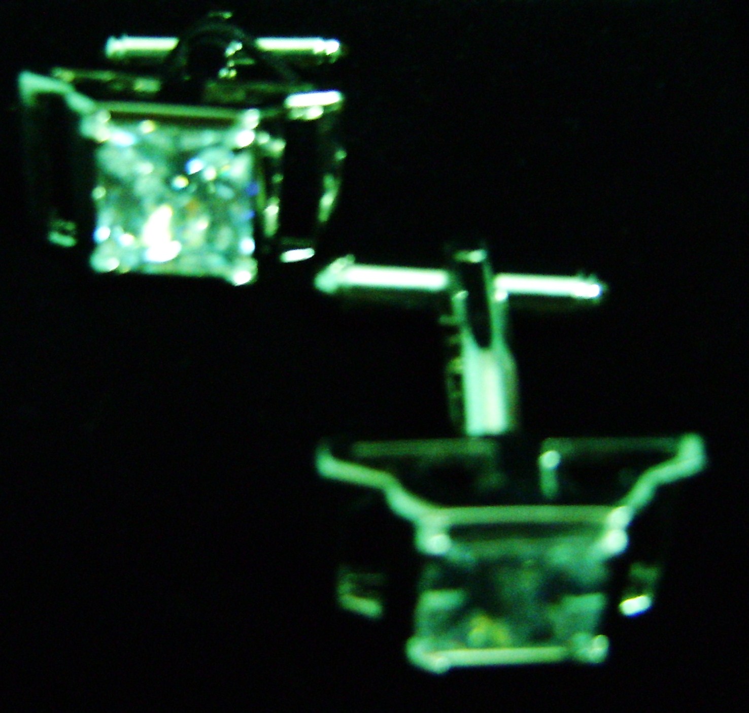 DEFOLOGY: Pierre Balmain Stone cufflinks.