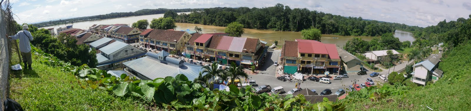 This Side of Borneo Paradise: Kanowit of Borneo