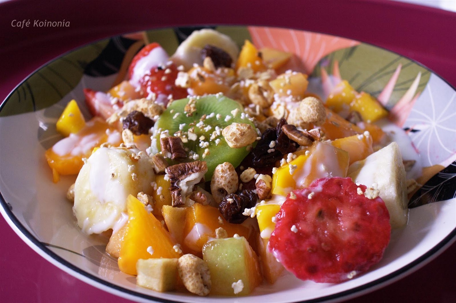 Café Koinonía: Ensalada de frutas al estilo Café Koinonía.
