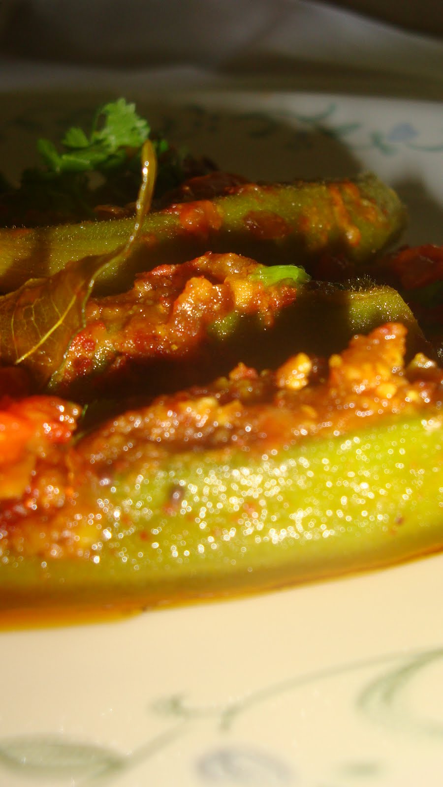 Peas and Carrots: Bendi curry from Raghavan iyyer's 660 curries