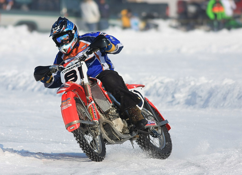 DC RIDERS: ICE RACING