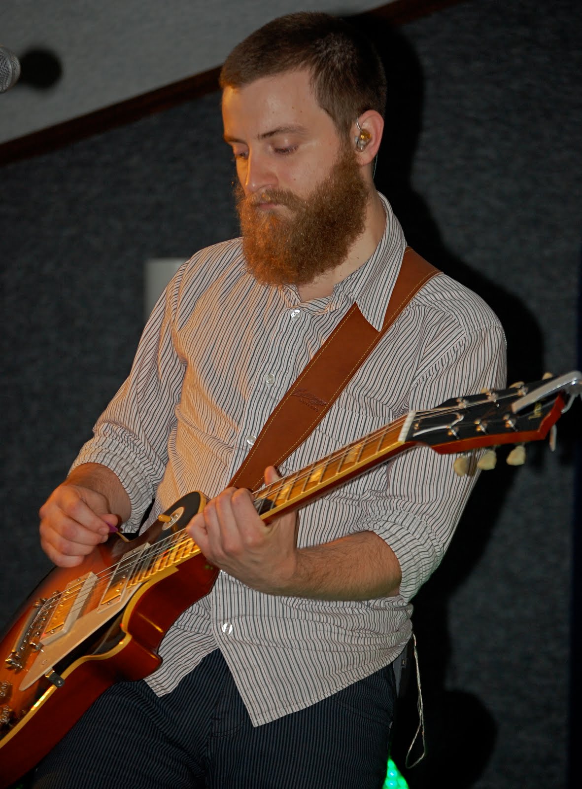 I am a woman and it is good!: Robbie Seay Band @RVCC