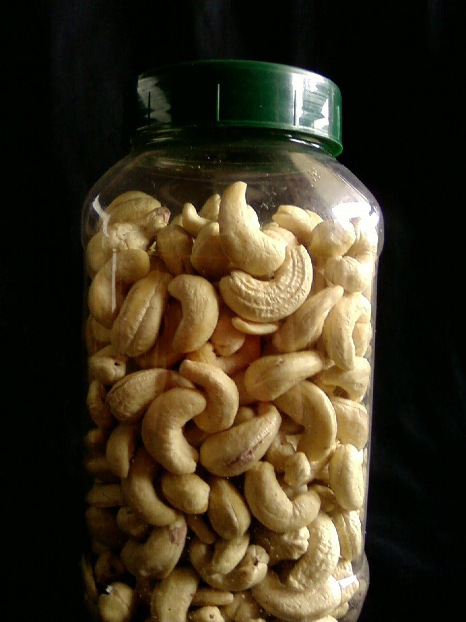 Blend with Spices: Karam Jeedipappu ~ Spicy Cashews