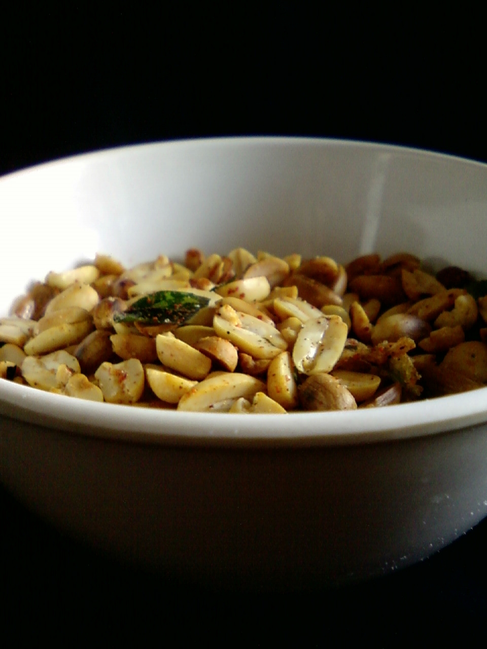 Vellulli Palleelu ~ Garlicky Peanuts - Blend with Spices