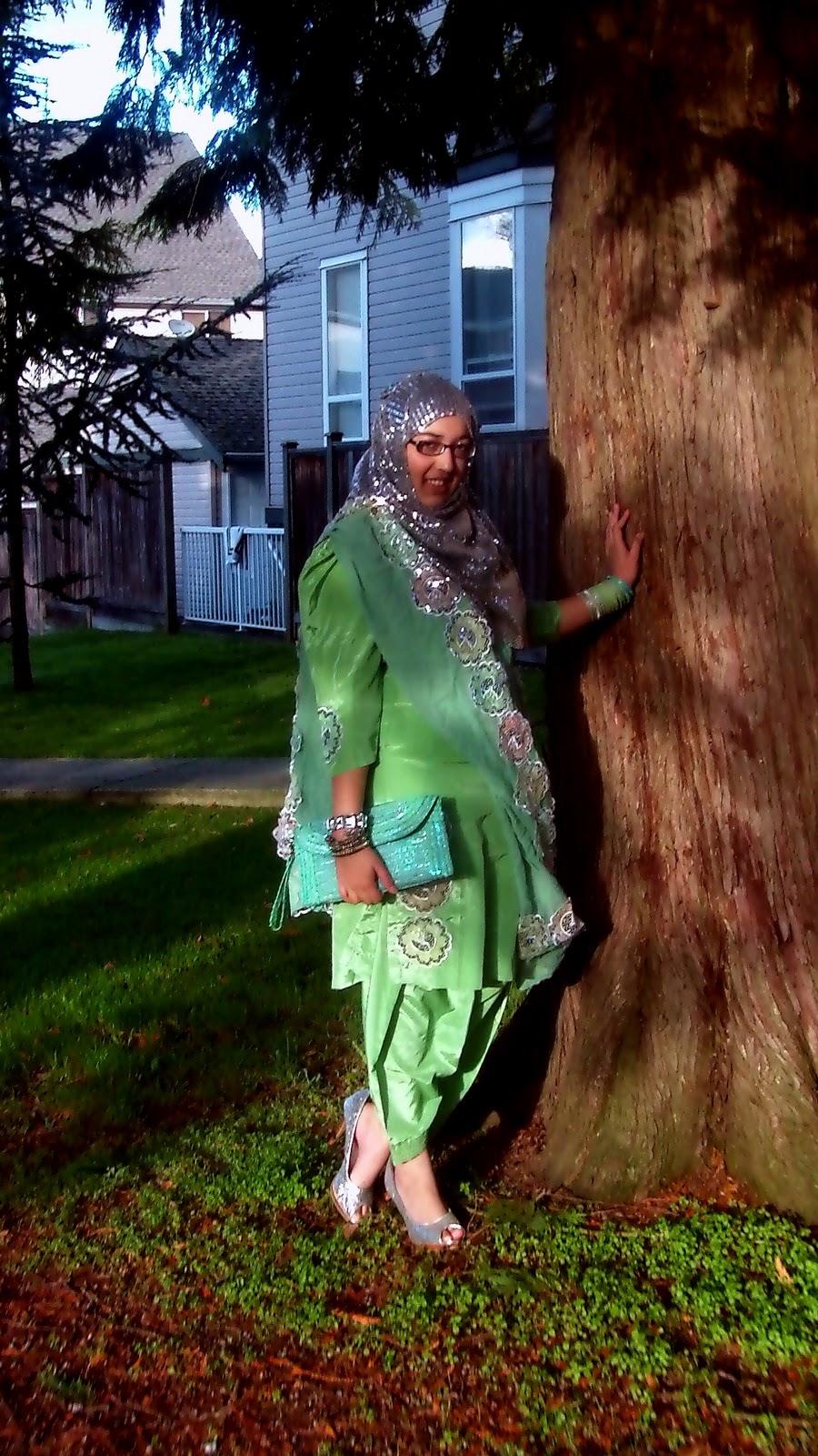 Under Urooba's Umbrella!: Hijabi Fashion Week- Day 2: Eid Outfit! UUU ...