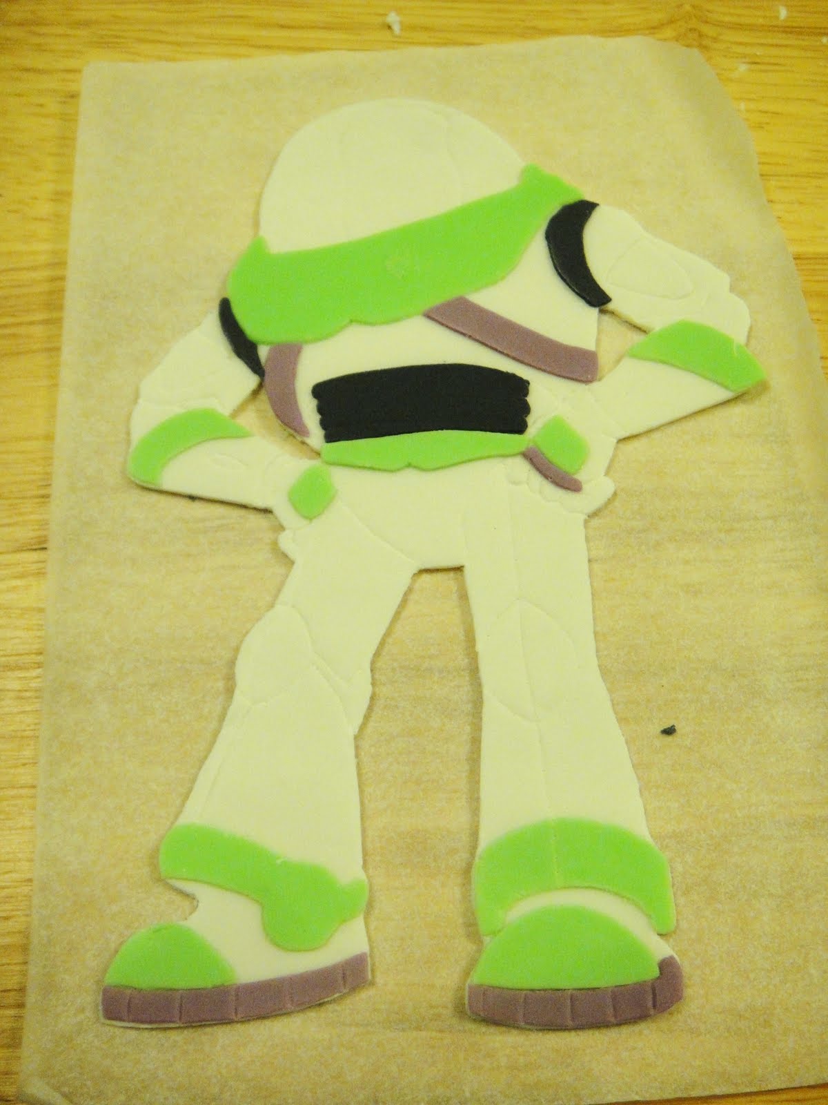 Cakes by Ayan & Mama: How to make a 2D Buzz Lightyear figure