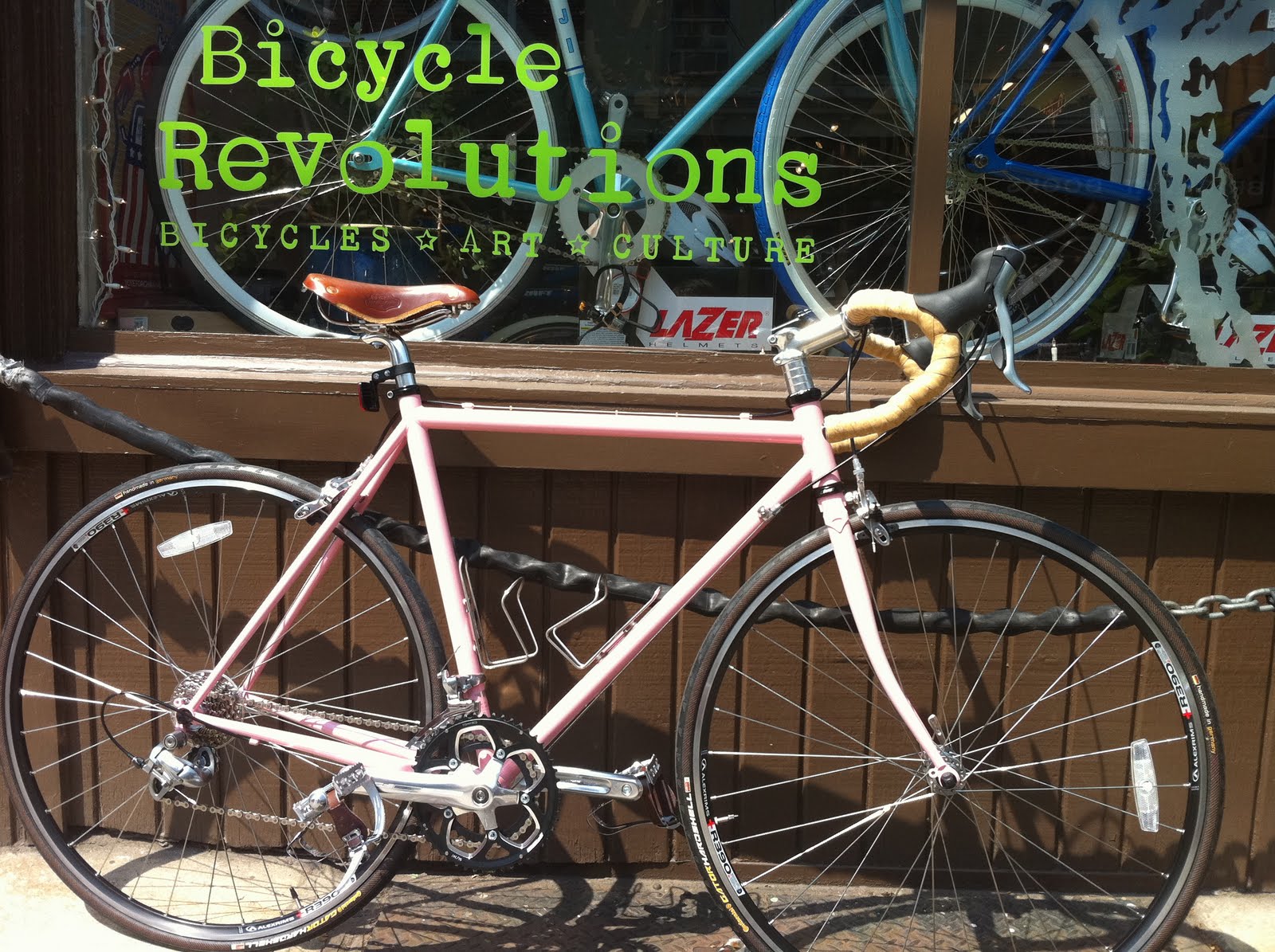 Bicycle Revolutions: Hannah's Pretty Pink Pacer