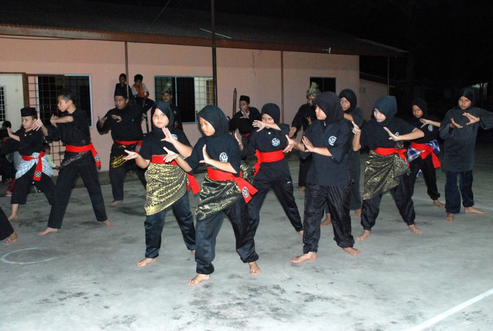 PERSATUAN WARISAN SENI SILAT SENDENG NEGERI MELAKA: Majlis Penutupan ...