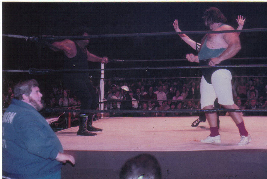 Pro Wrestling 1970 To Present: IWA Photos From Late 1975