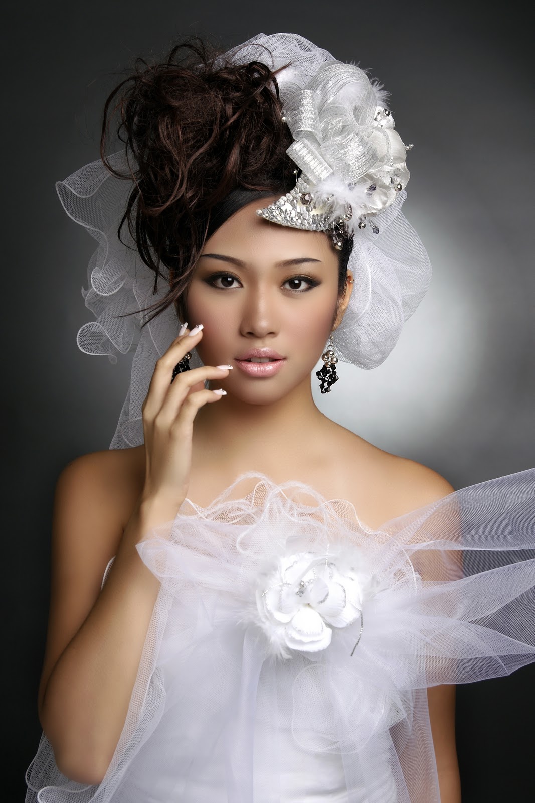 Bridal Portrait Dinner Makeup by Makeup Artist : Connie | Vesley Lee ...