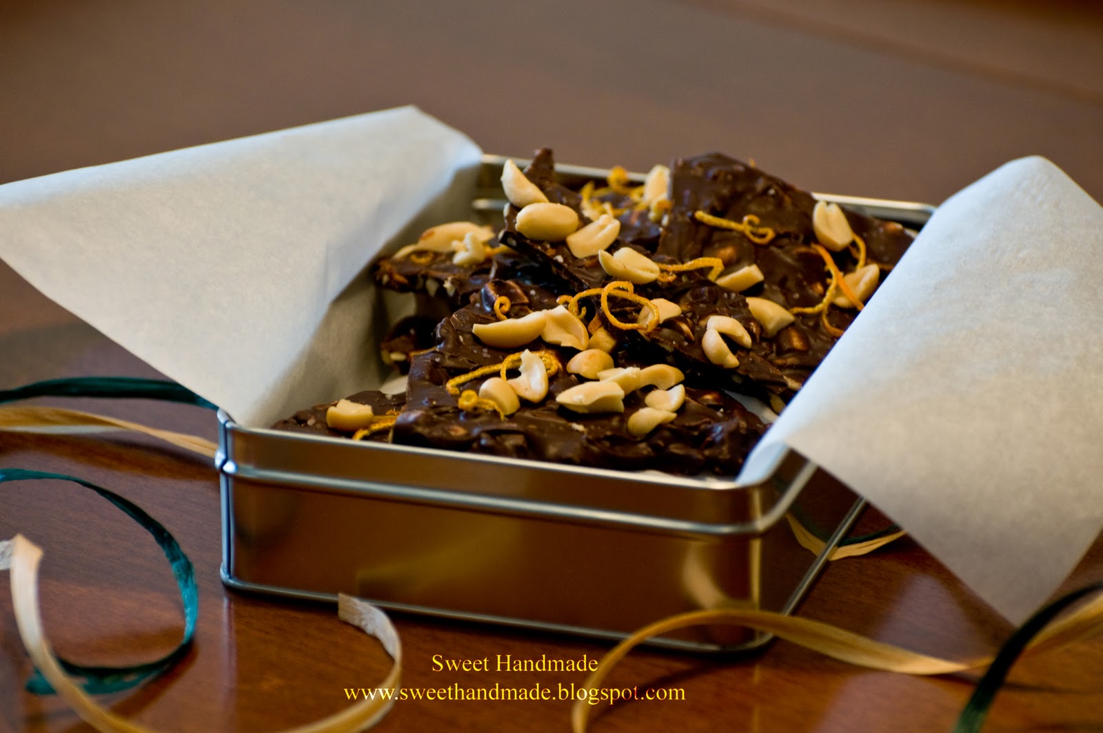 Sweet Handmade Cookies: Chocolate Orange Peanut Bark