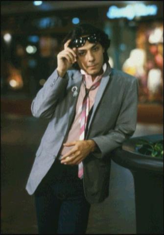 I Say Weird Things: Mike Damone Is A Little Prick, or So Says Linda Barrett