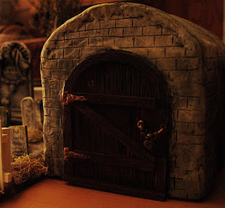 Liz Adeles SpOOky Art: WIP Crypt