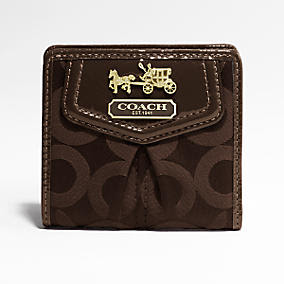 Ur Fabulous Booth: Coach Spree Ends 24th Feb 2010 @ 10pm - Small Wallet