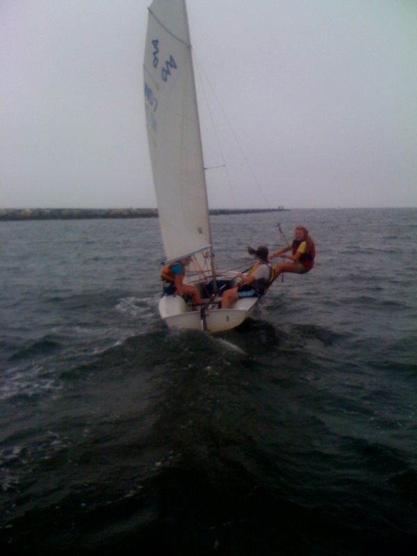 WDYC Sailing: 420's Go Trapping!
