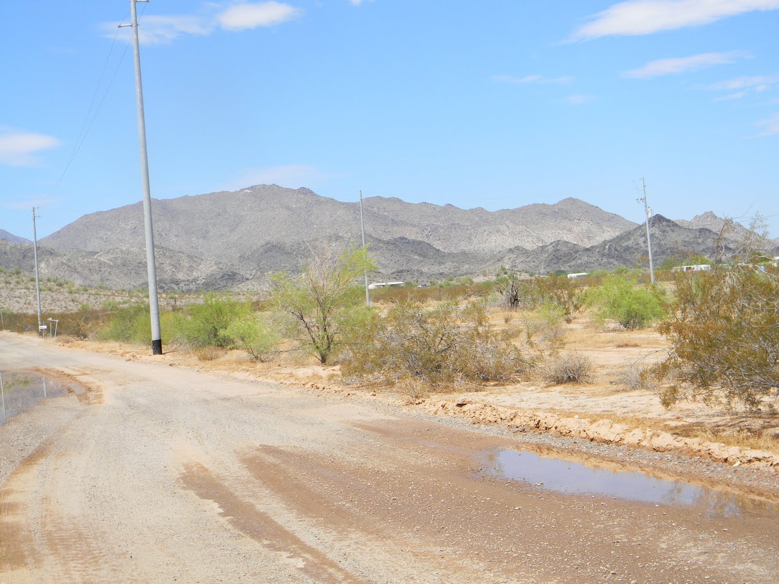 Mobile: Arizona's Little Desert Town