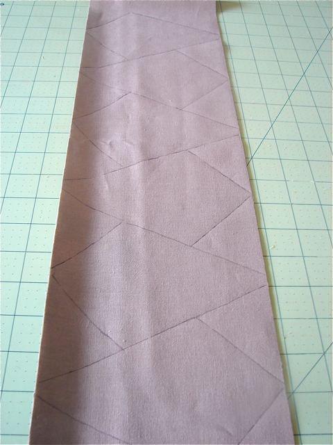 tallgrass prairie studio: Spiderweb Quilt Tutorial (for selvages)