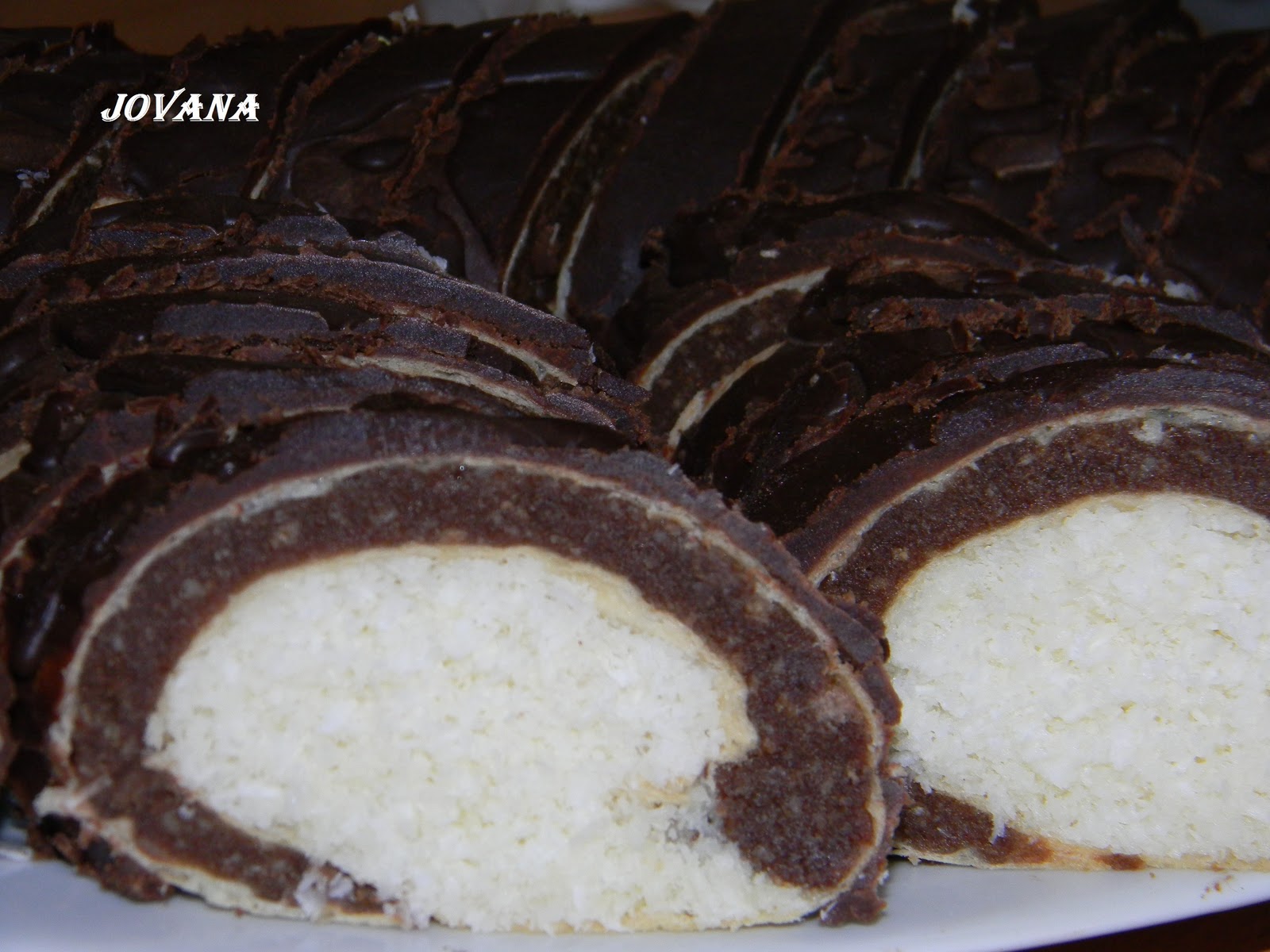 Posni rolat sa kokosom i keksom ~ Jojini isprobani recepti