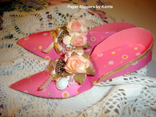 KERRIE'S KRAFTS 3: PAPER SLIPPERS