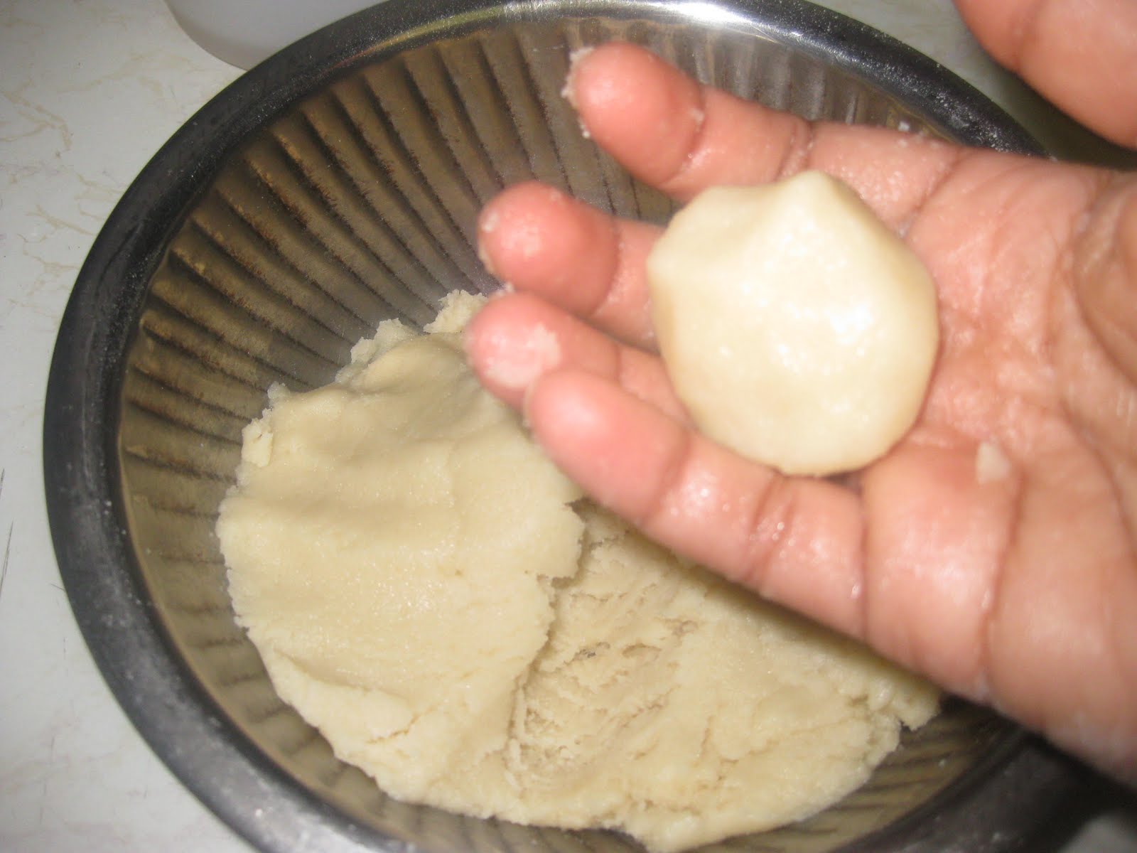 Divya's Recipes: Nankhatai / Indian Butter Cookie