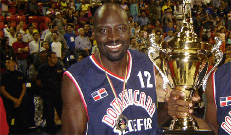 JOSE-EL GRILLO-VARGAS PASA AL PABELLON DE LA FAMA DEL DEPORTE ...