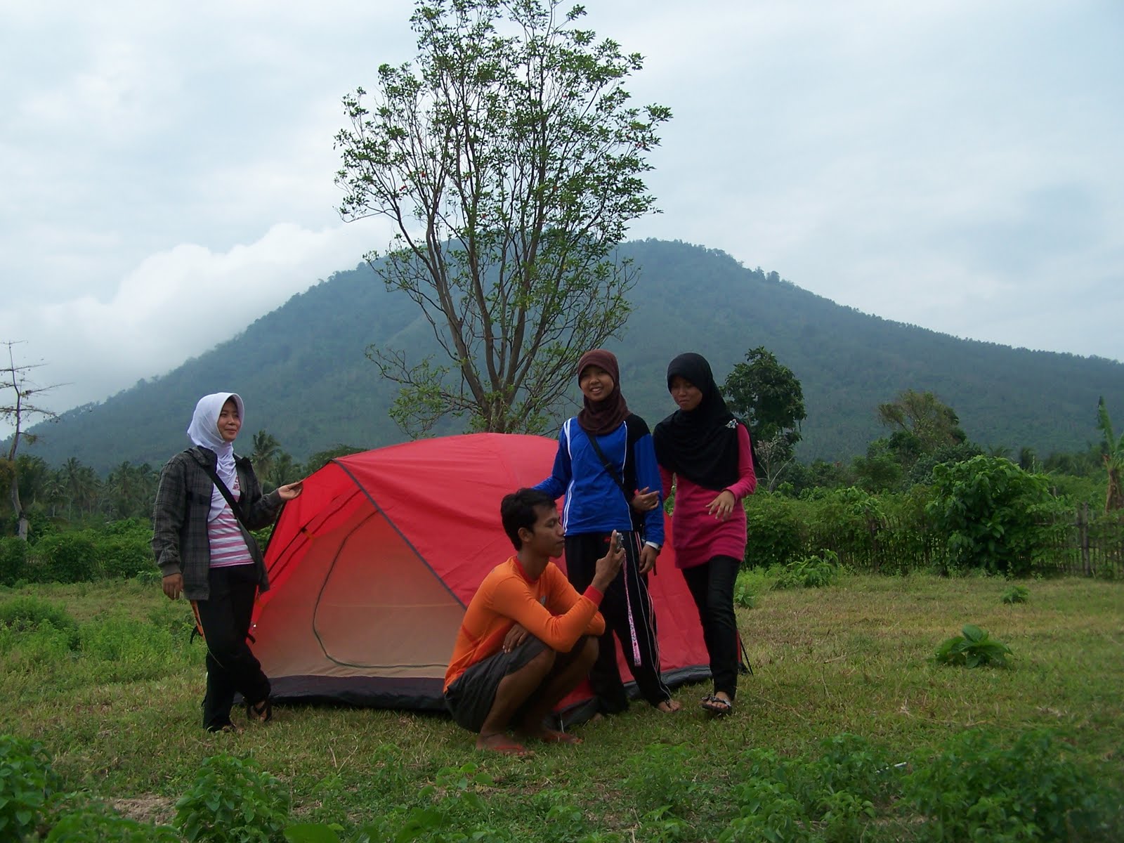 NEWS TOURISM: Sebuku & Sebesi Island