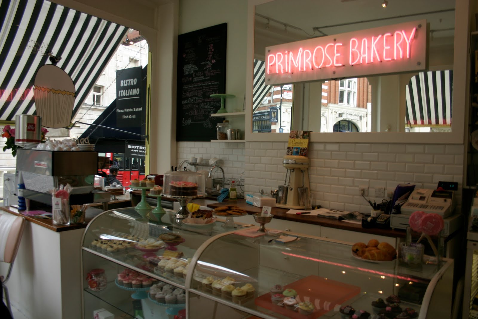 Love Pink: Libby's Lovely Little Guide to London: Cupcake Bakeries