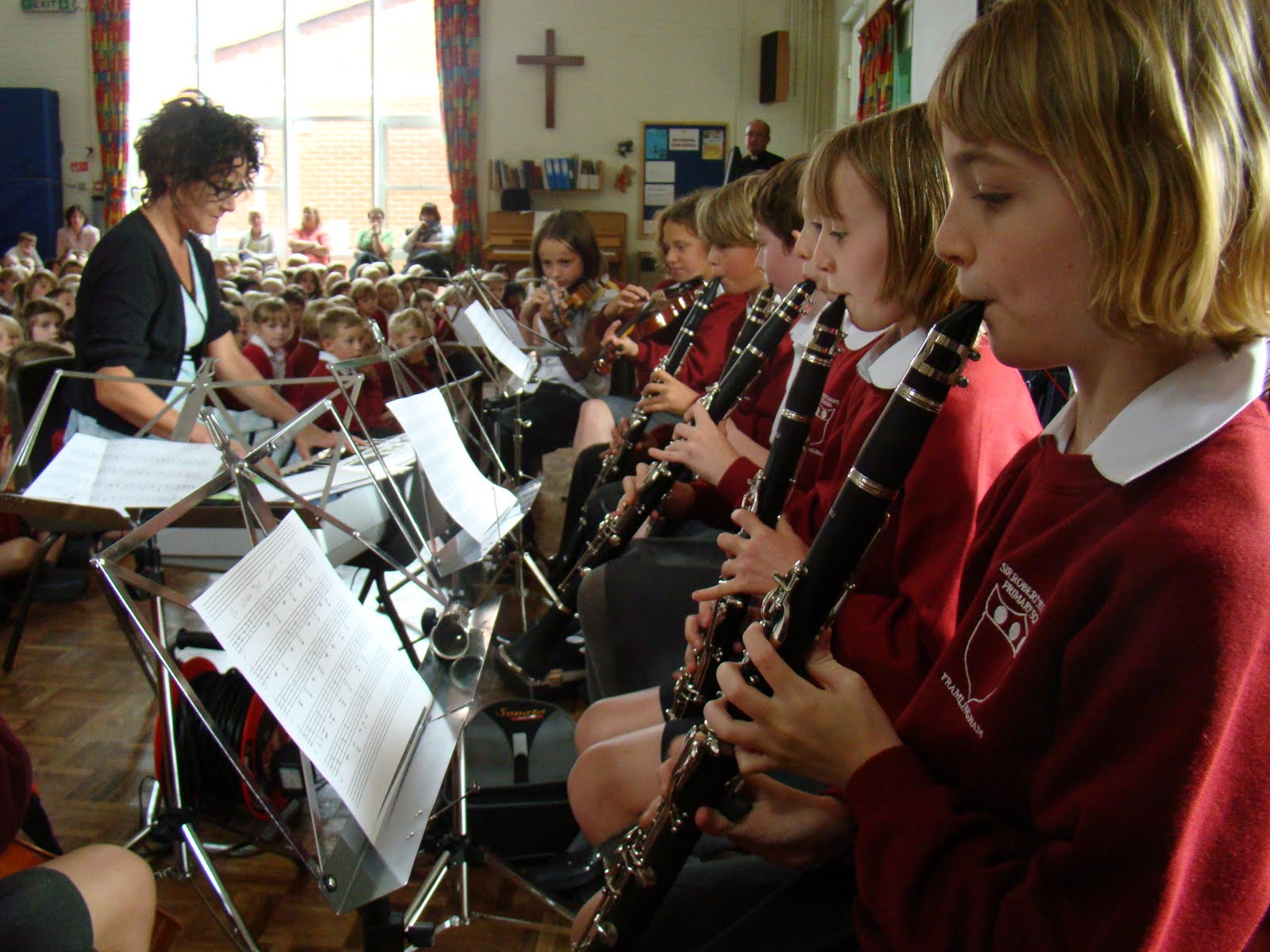 Hitcham's Blog: School Orchestra plays in Assembly