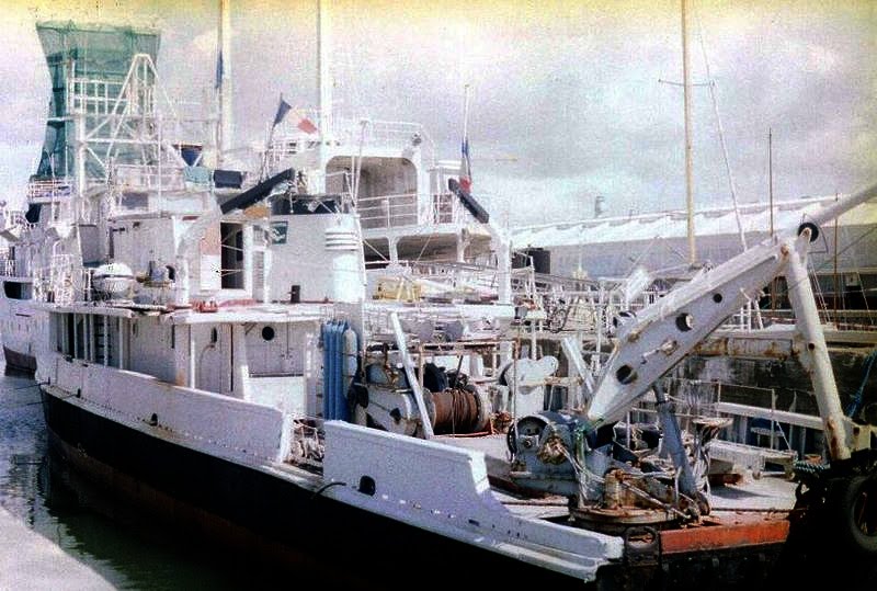 Jacques-Yves Cousteau, mejor conocido como el Capitán Cousteau ...