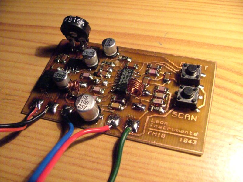 Leon Instruments: Radio FM na TDA7088T