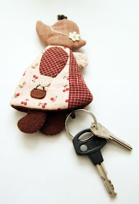 Handmade Delight: Sunbonnet Key Holder