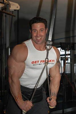 LA PERFECTION FAITE HOMME: EDDIE MOYZAN 06/06