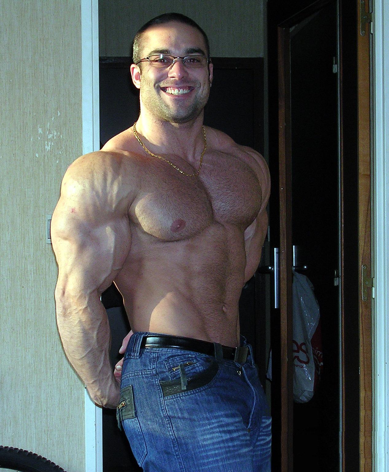 LA PERFECTION FAITE HOMME: DAVID DAHAN 04/04