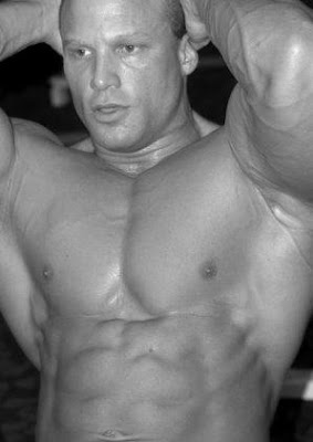 LA PERFECTION FAITE HOMME: CHAD RAY MARTIN 02