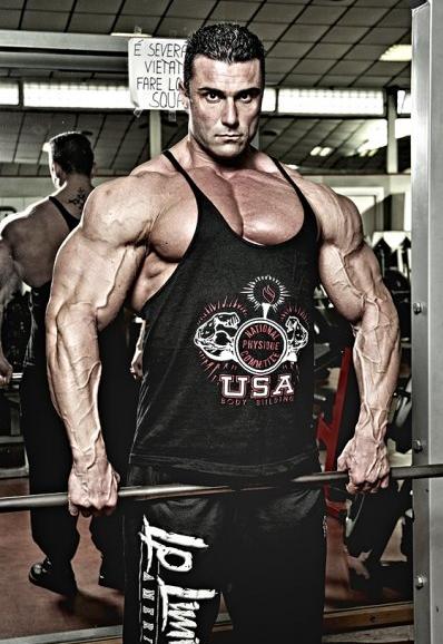 LA PERFECTION FAITE HOMME: ALESSANDRO GRASSI 02/05