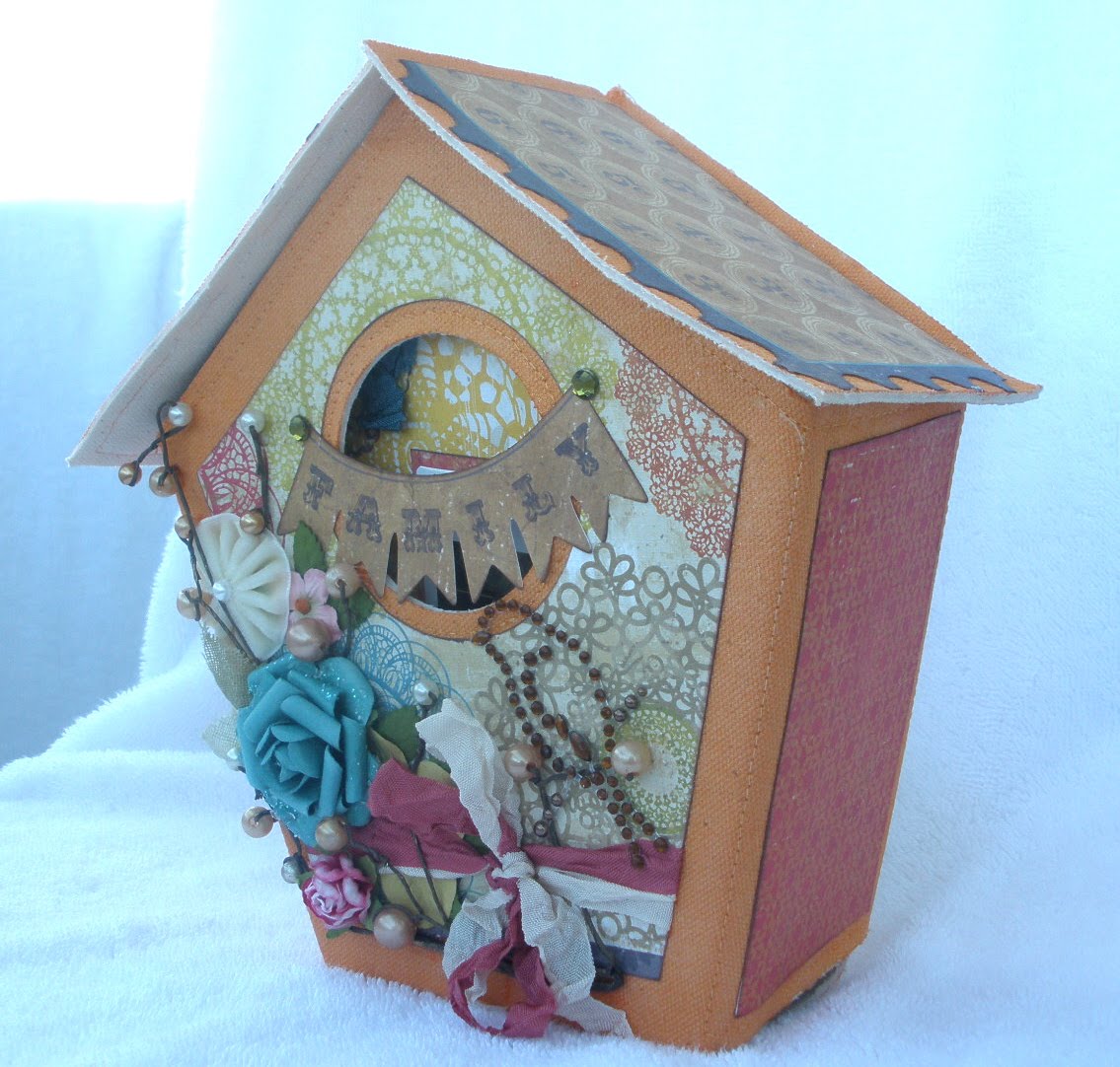 The Scrappy Tree: Bird House Canvas Album and Pivi Printer