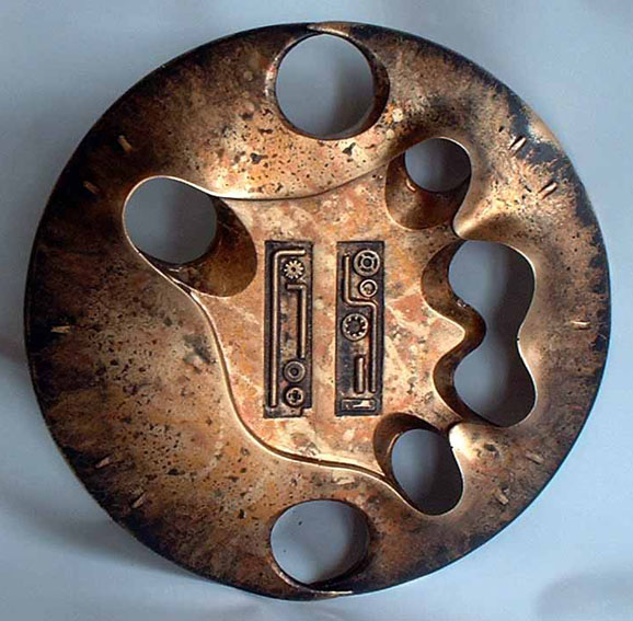 Bug Hunt: Hunter 2 Cutting Disc Weapon Prop Replica