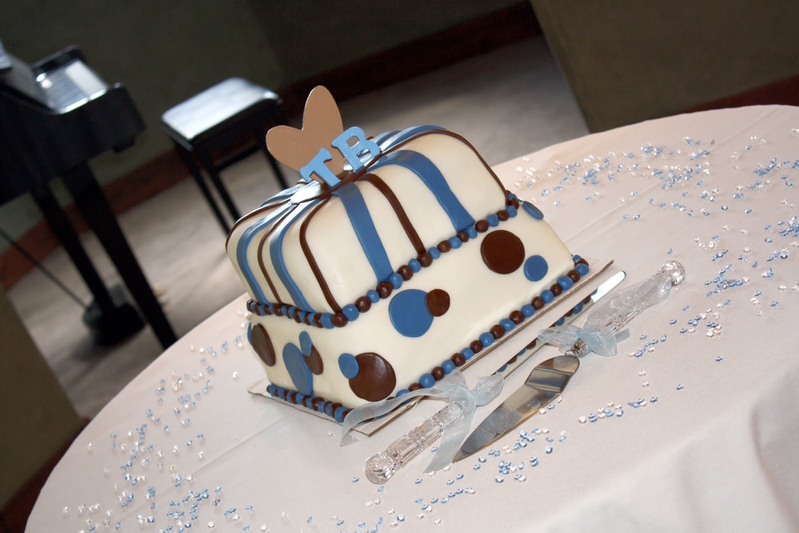 Simply Complicated: Wedding Cake