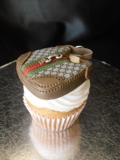 made FRESH daily: Designer Handbag Cupcakes ***UPGRADED!***