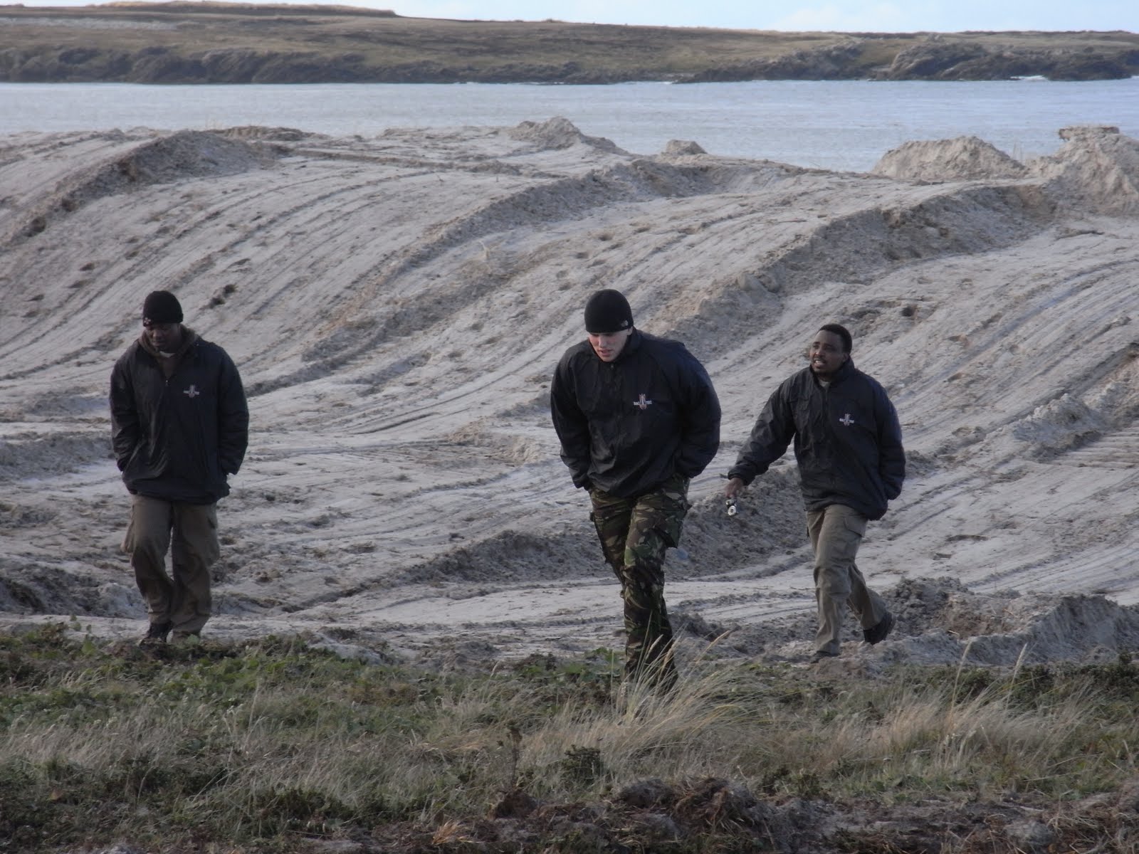 Wilkgo: Walking through a minefield