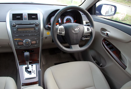 nabilpotter: [Review]: New Toyota Altis 2010