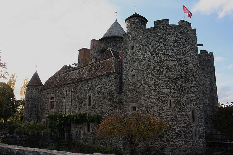 moments de partage: Château de Bonnu dans l'Indre(36)(partie1)
