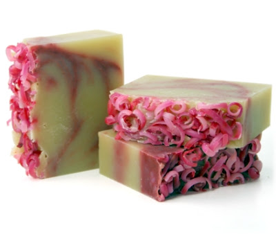The Soap Bar: Pretty Soaps on Trunkt
