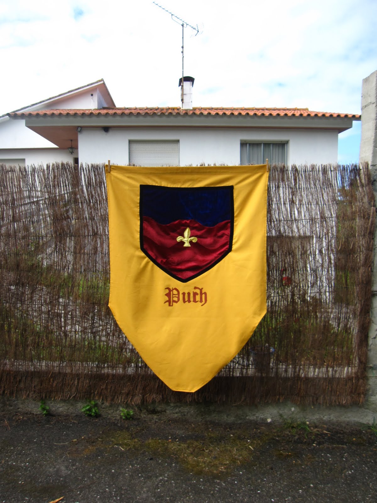 Medieval Artesanía: Estandarte Heraldico Puch