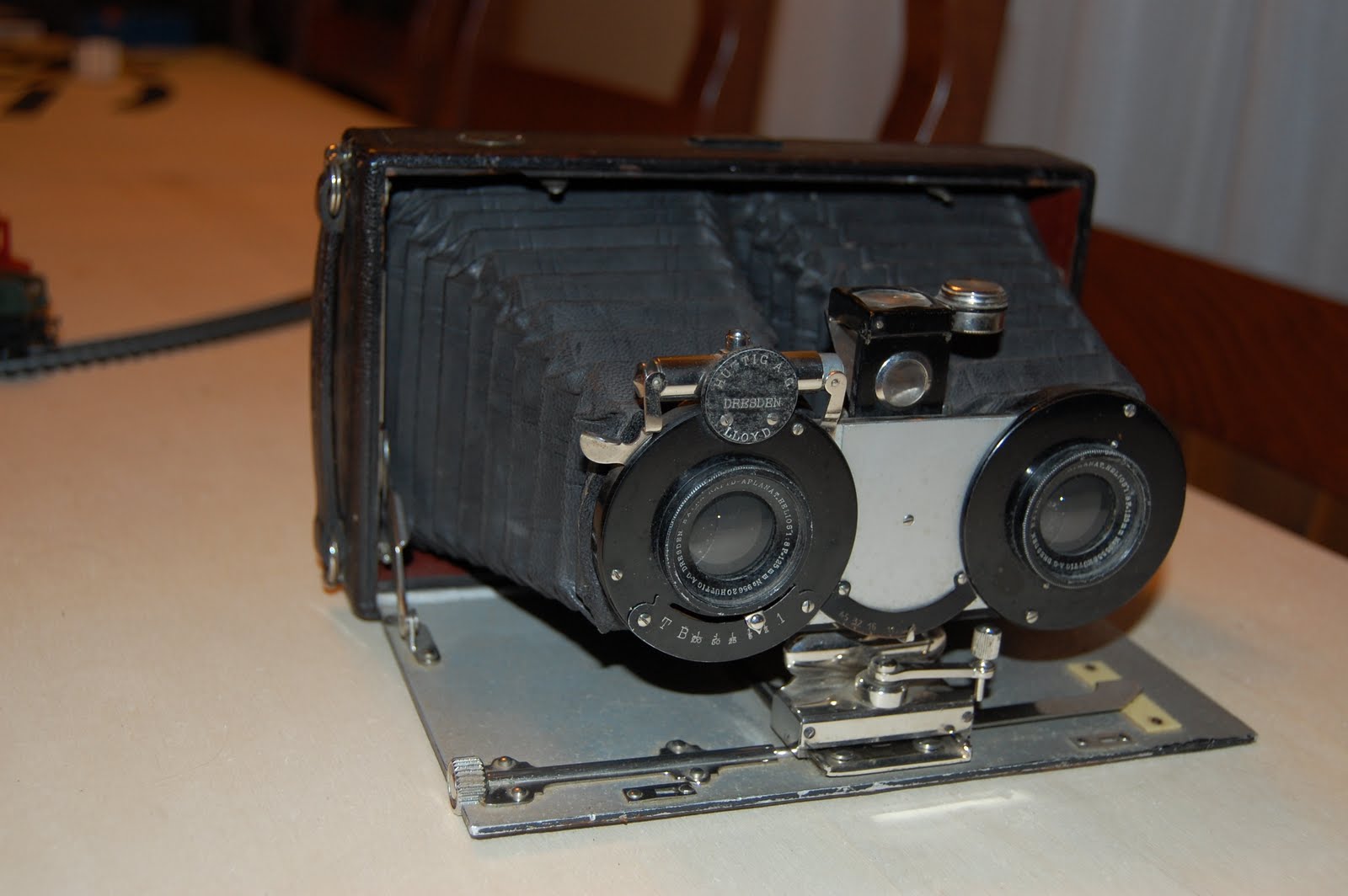 Vintage cameras collection: Huttig Ideal Stereo