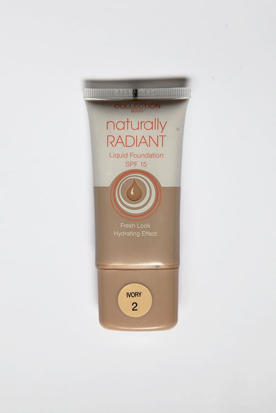 Violet Junkie: Collection 2000 Naturally Radiant Foundation - Review