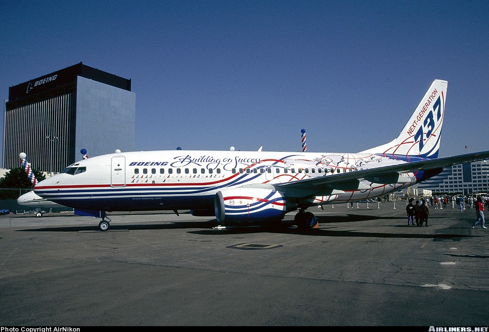 The Flying Engineer: The Airbus A320 family vs the Boeing 737 family ...